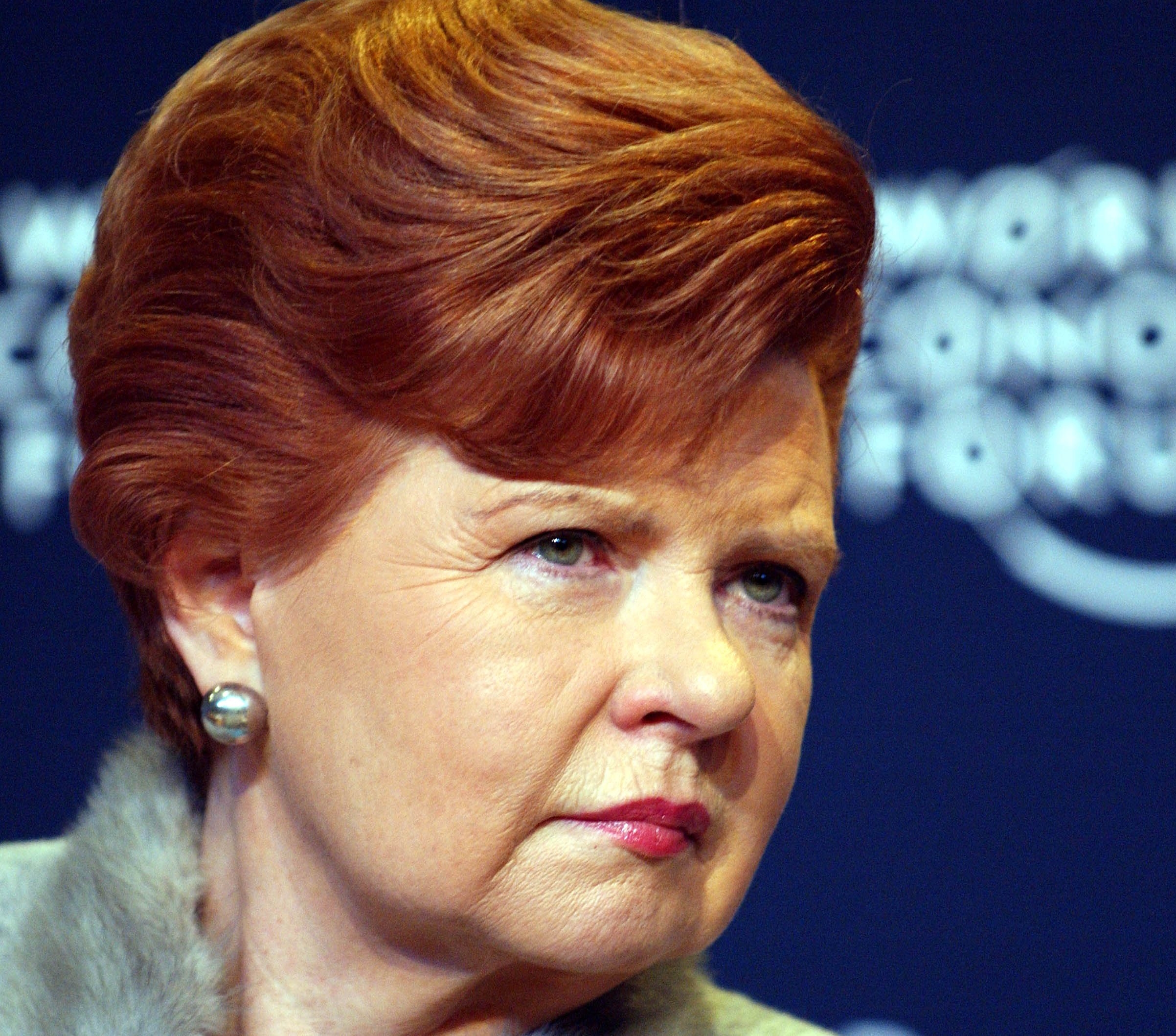 Vīķe-Freiberga: "Puntare sull'alfabetizzazione digitale" - CorCom