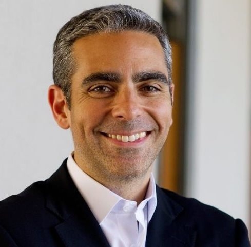 Facebook: "800 milioni di persone usano Messenger ogni mese" - CorCom