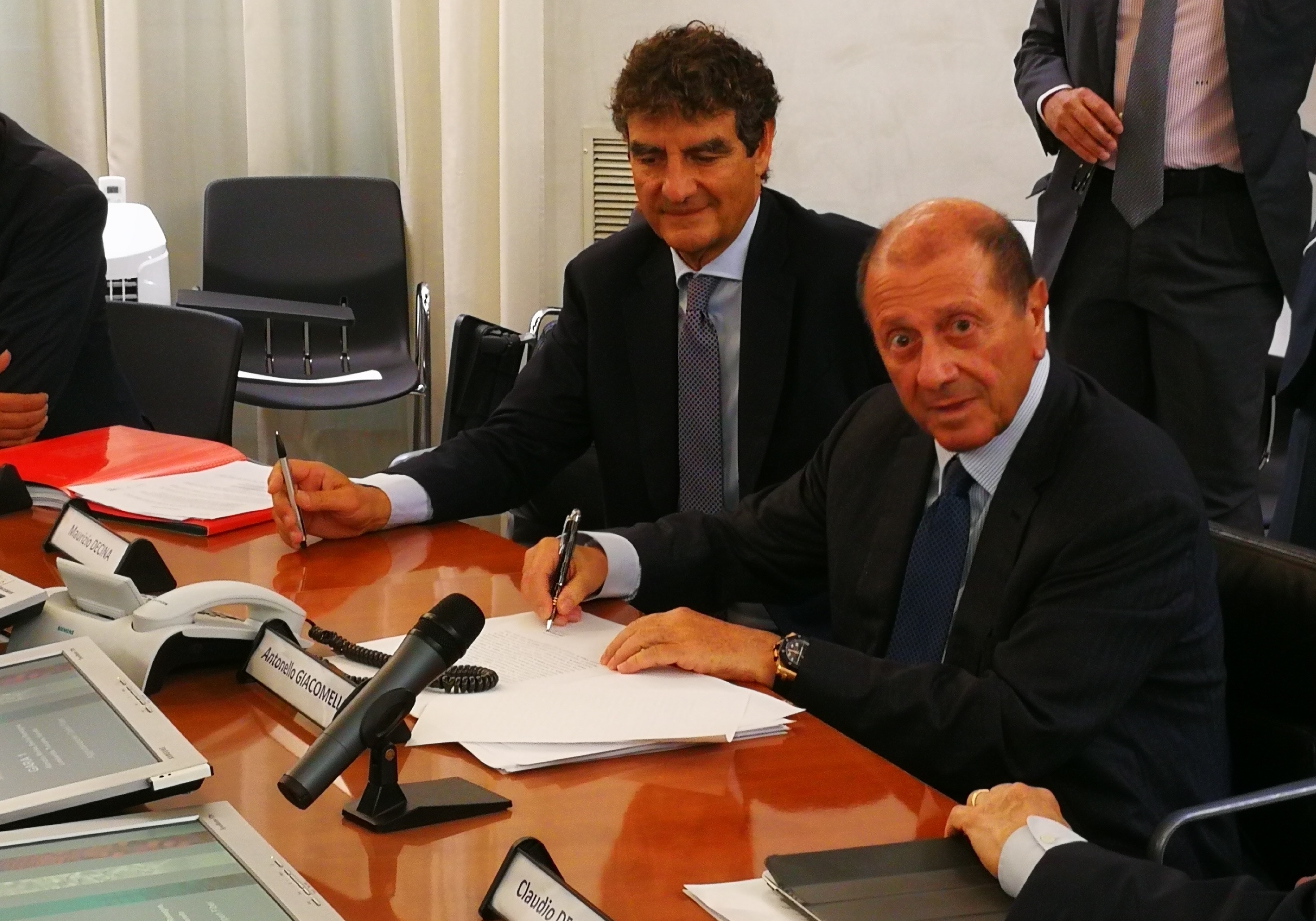 Firma conclusiva, Open fiber accelera sull'ultrabroadband - CorCom