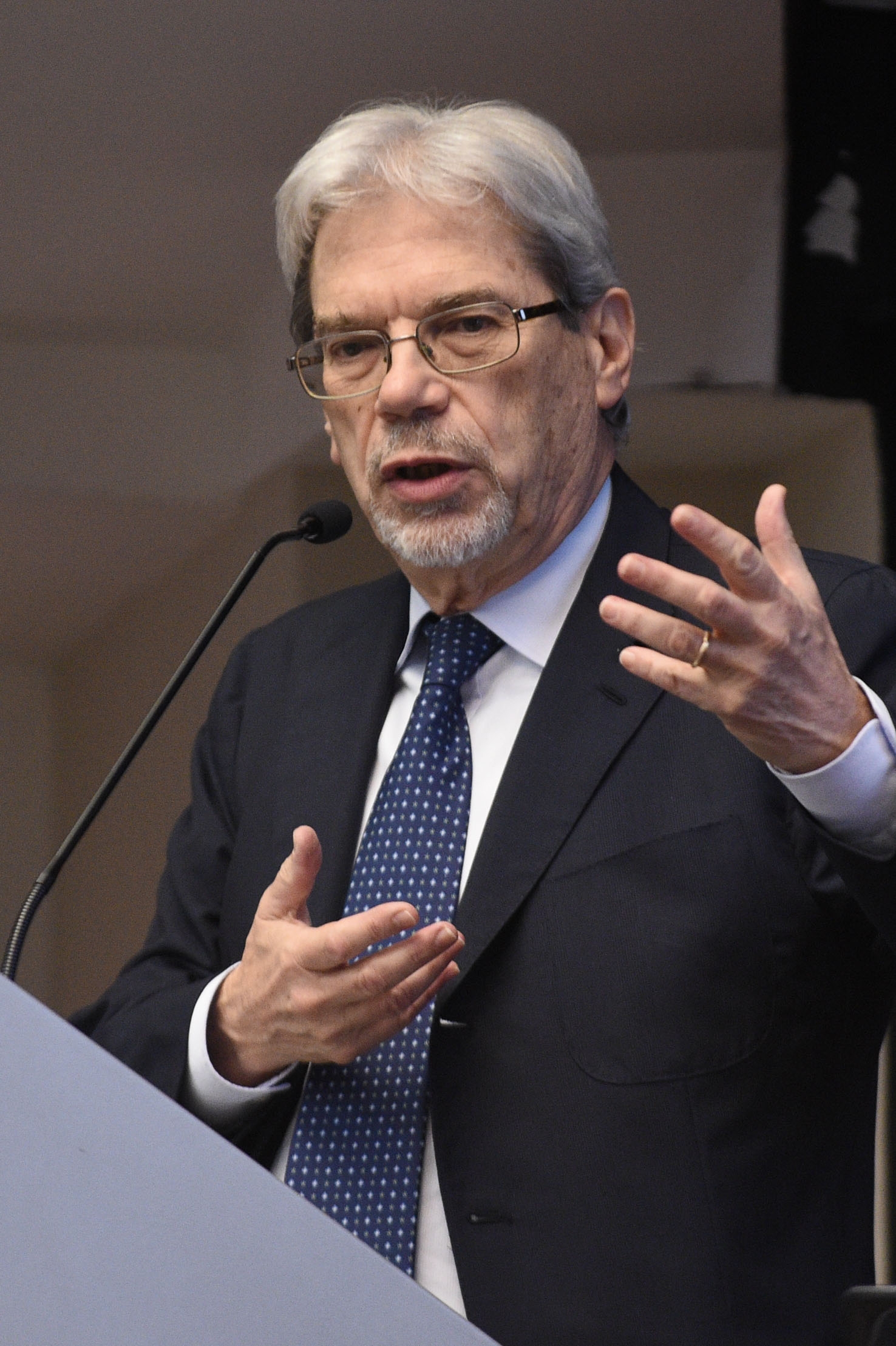 Claudio De Vincenti: "Piano ultrabroadband, circolo virtuoso per l ...