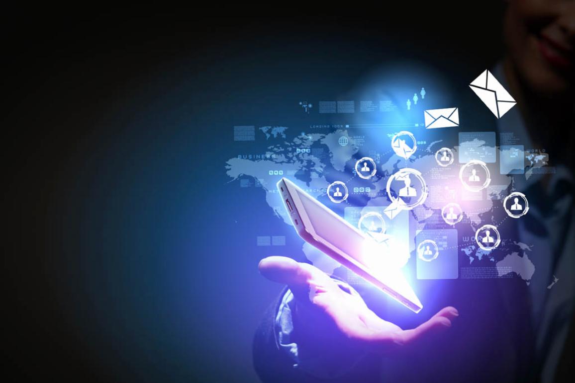 Tariffe più basse per i pacchi, l'Europa spinge lo shopping online - CorCom